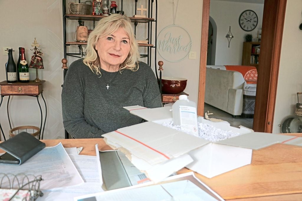 Lüdinghauserin ärgert sich über Mobilfunkanbieter und Paketzusteller