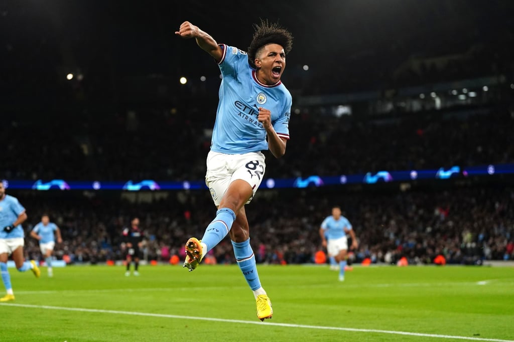 Rassismus gegen Manchester-Spieler Lewis: Zwei Festnahmen