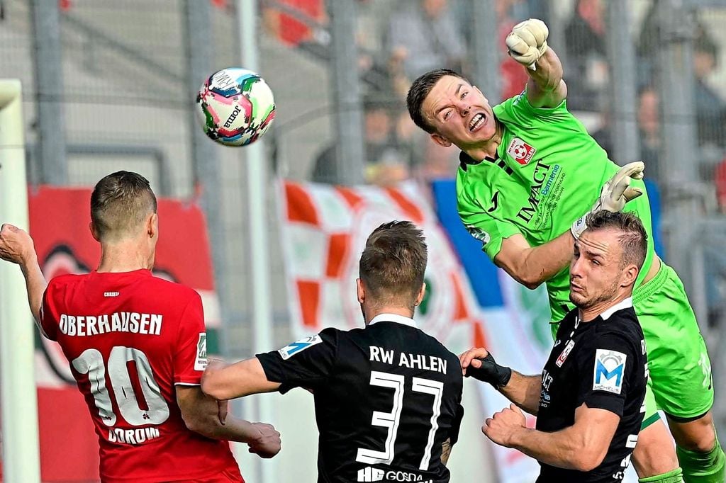 Bunte Auswahl für den Kunden: RW Ahlen trifft auf den 1. FC Düren