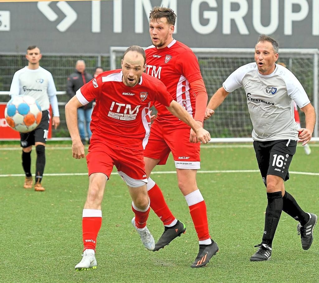 Kein Trainer, aber 13 Tore