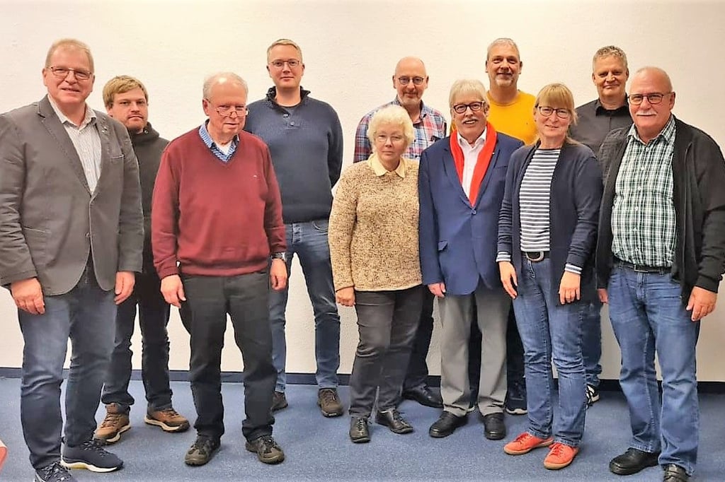 Paul Arens bleibt an der Spitze