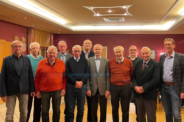 Hohe Auszeichnungen beim Männerchor Salzkotten