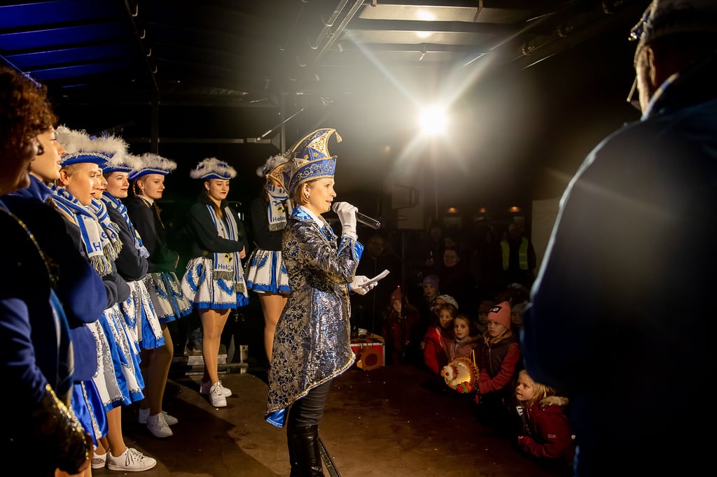 Mit Doppelwumms: Elsener Karnevalisten starten in die Session