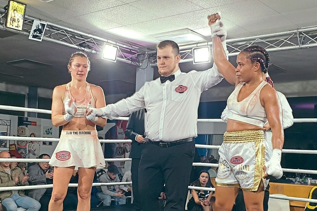 Elina Tissen verliert sensationell ihren WM-Titel gegen Enerolisa de Leon