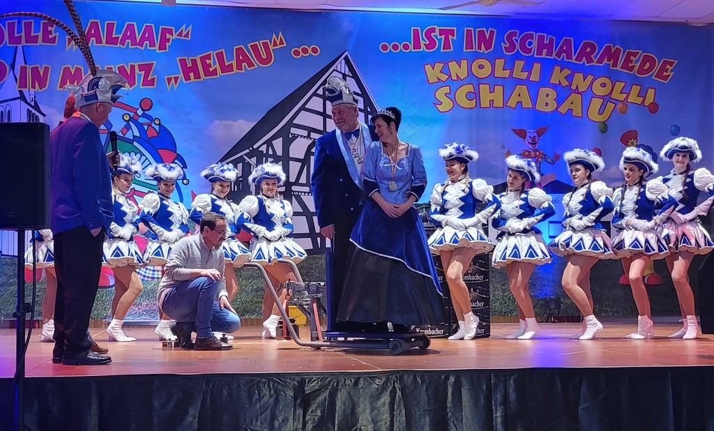 Scharmeder Majestäten bringen es auf zehn Kisten Bier