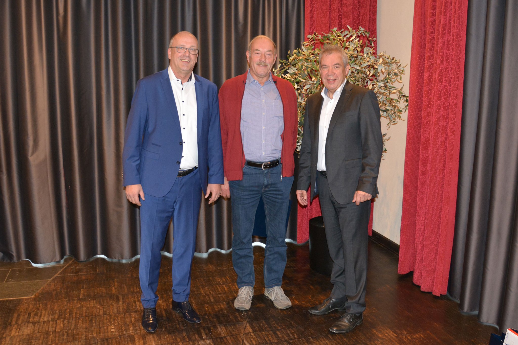 Zusammen 4100 Jahre bei Firma Reitz in Albaxen