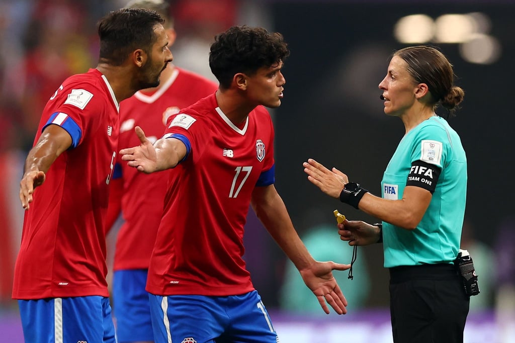 Lob für Schiedsrichterin Frappart von der «L'Equipe»