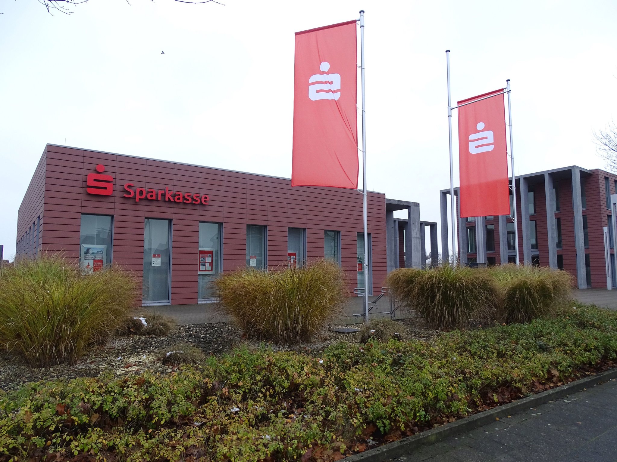 Kreis Warendorf will Mieter der Sparkasse werden