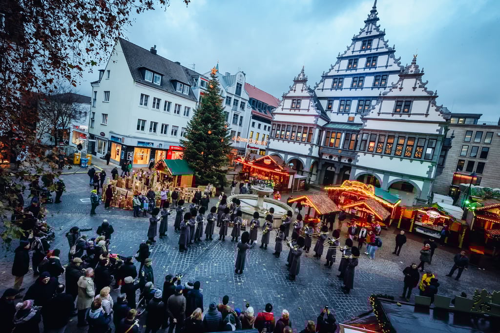 Vom Buckingham Palace nach Paderborn