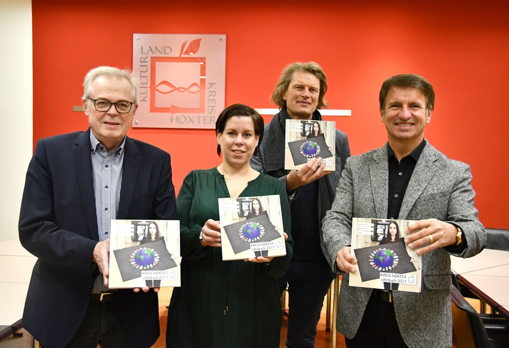 Kreis Höxter präsentiert neues Jahrbuch 2022