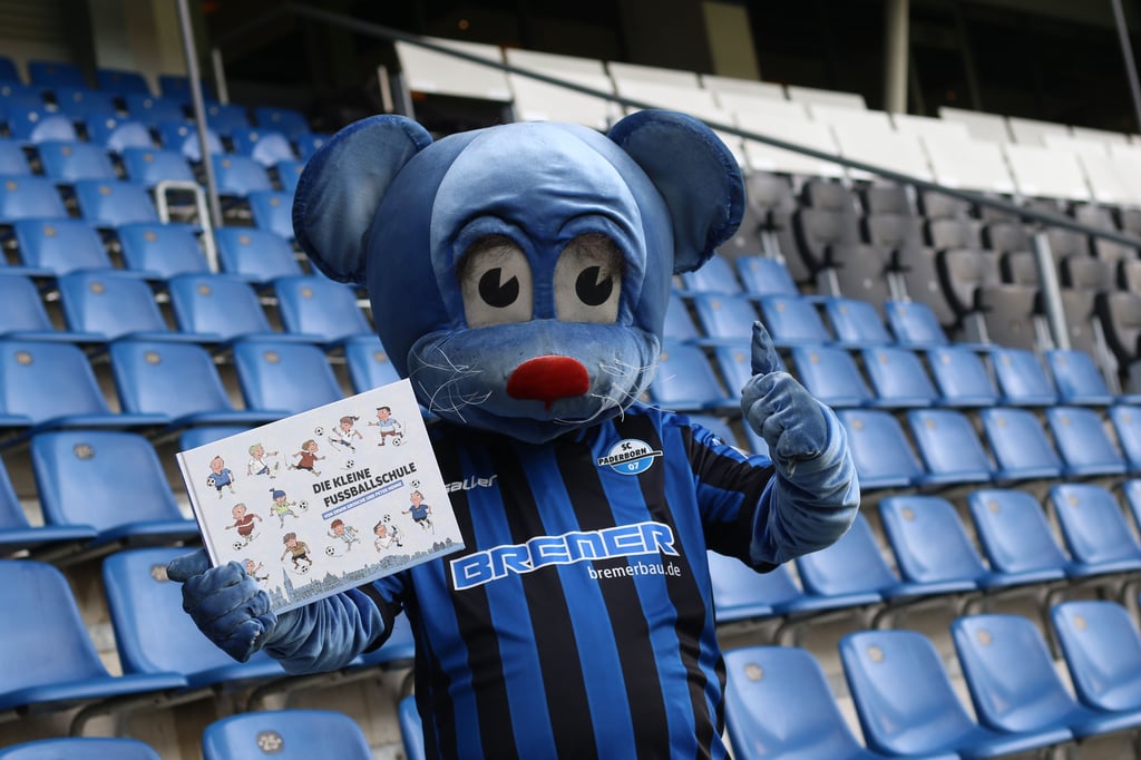 SCP-Holli kommt zum Weihnachtsmarkt nach Höxter