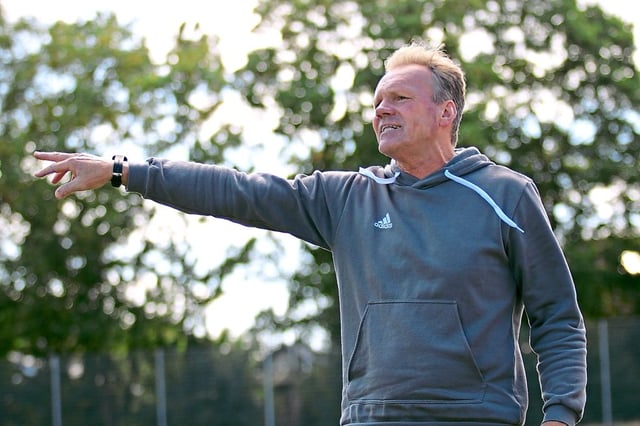 Der Reiz ist dann doch zu groß für Trainer Frank Busch