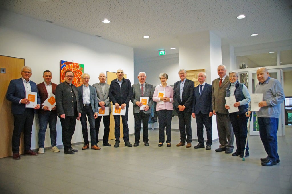 Kolpingsfamilie Bad Lippspringe gedenkt und ehrt