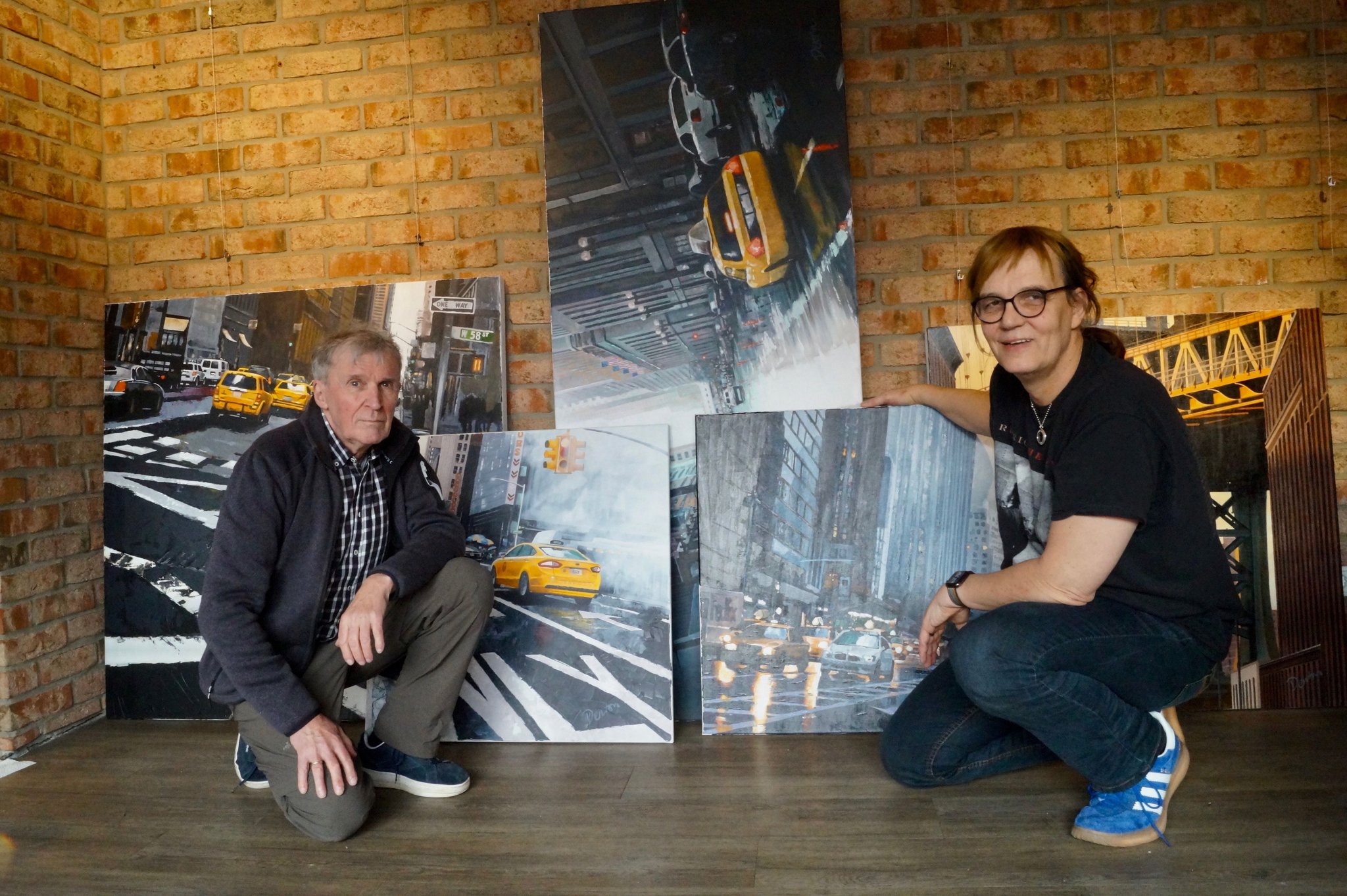 Eile und Großstadtlärm: Ausstellung im Kunstcafé in Enger