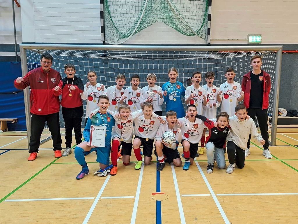 Fußball: FFC Nethegau, Spvg Brakel und SV Höxter sind Kreishallenmeister