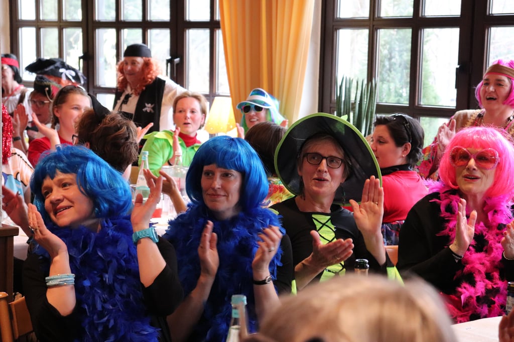 Vorverkauf für kfd-Karneval in Buldern startet