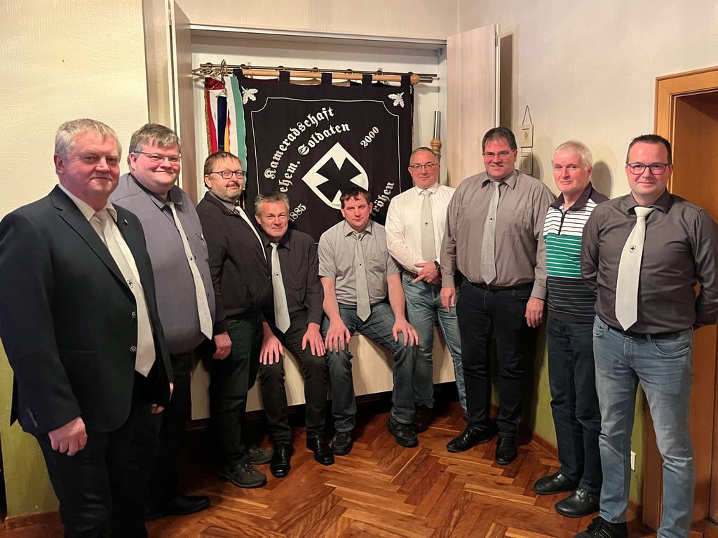 Ehemalige Soldaten Preußisch Ströhen bestätigen Vorstand im Amt