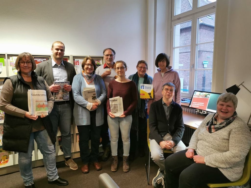 „Leselupe“ für Seebehinderte in der Stadtbücherei