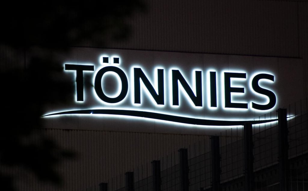 Rheda-Wiedenbrück: Tönnies setzt auf Hinweisgeber