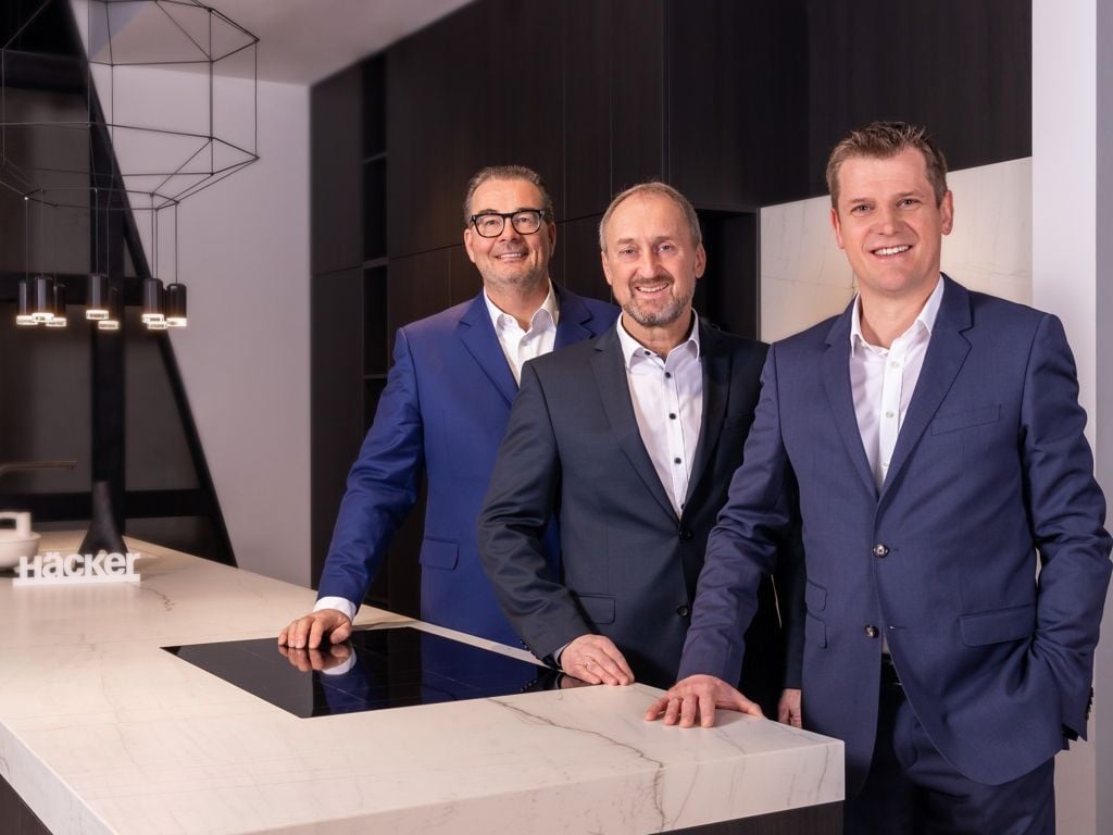 Häcker wächst weiter