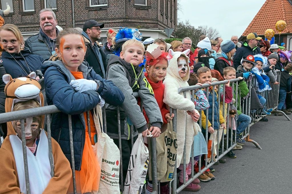 Närrischer Umzug in Otti-Botti