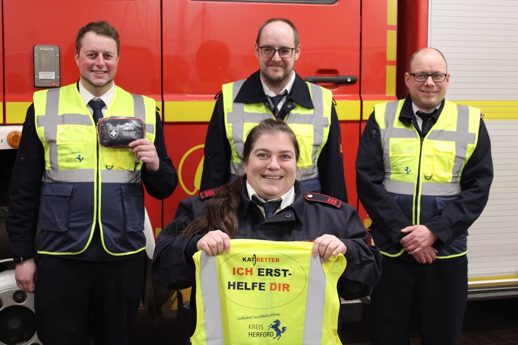 Löschgruppe Bardüttingdorf hat jetzt vier Katretter-Ersthelfer
