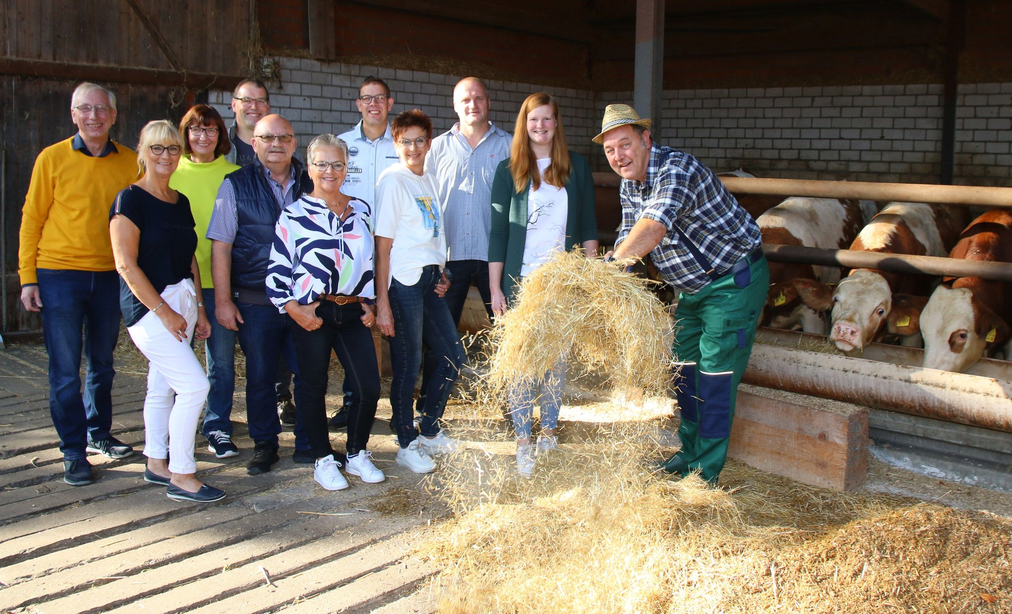 Lippeburg-Theater Boke feiert Modenschau im Ochsenstall
