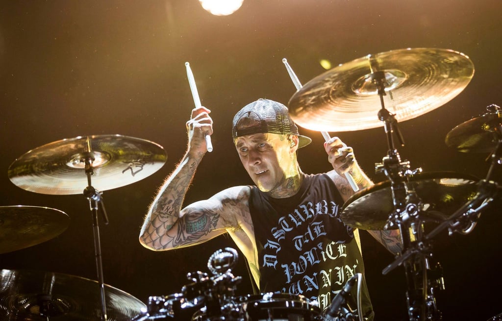 Blink-182-Schlagzeuger Travis Barker an Finger operiert