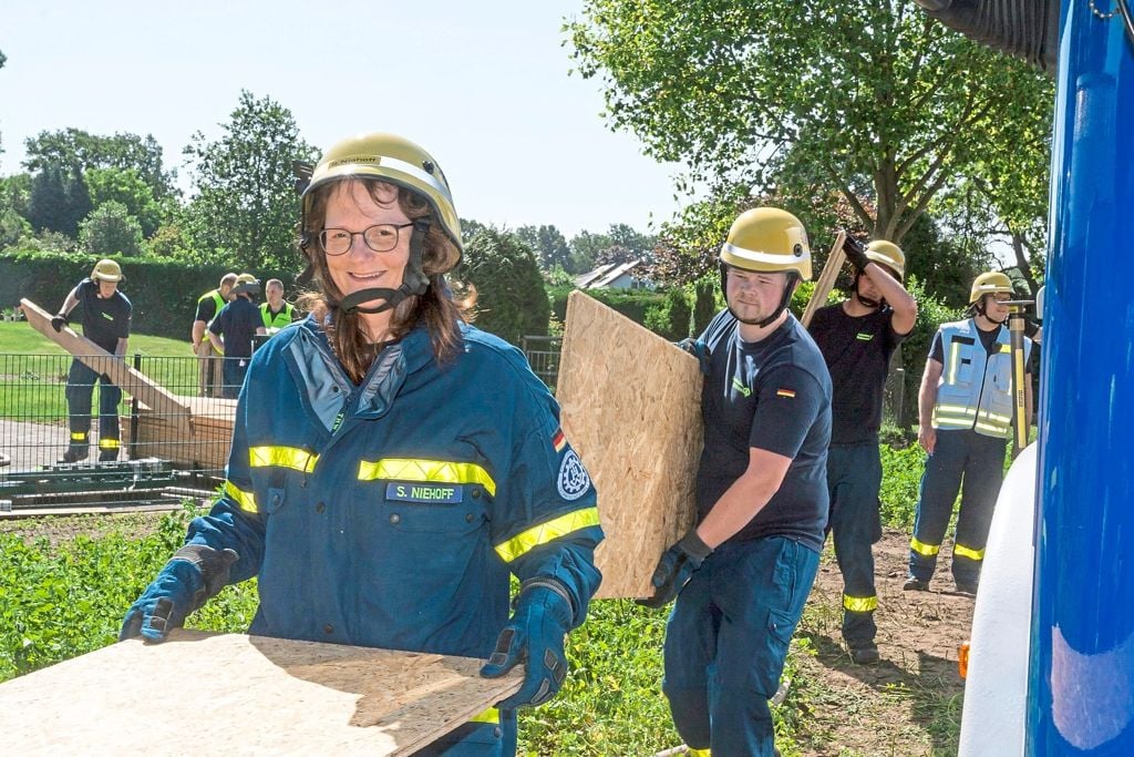 Frauen beim THW Gronau