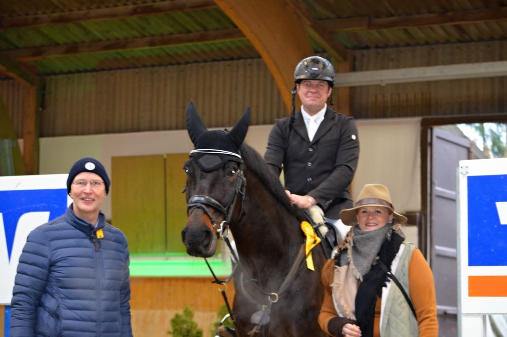 Frühjahrsreitturnier in Brakel: Jan Kersting gelingt alles