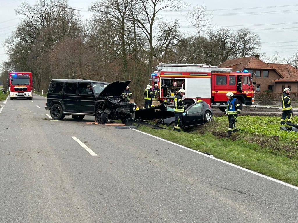 Schwerer Unfall in Ahaus mit zwei Verletzten
