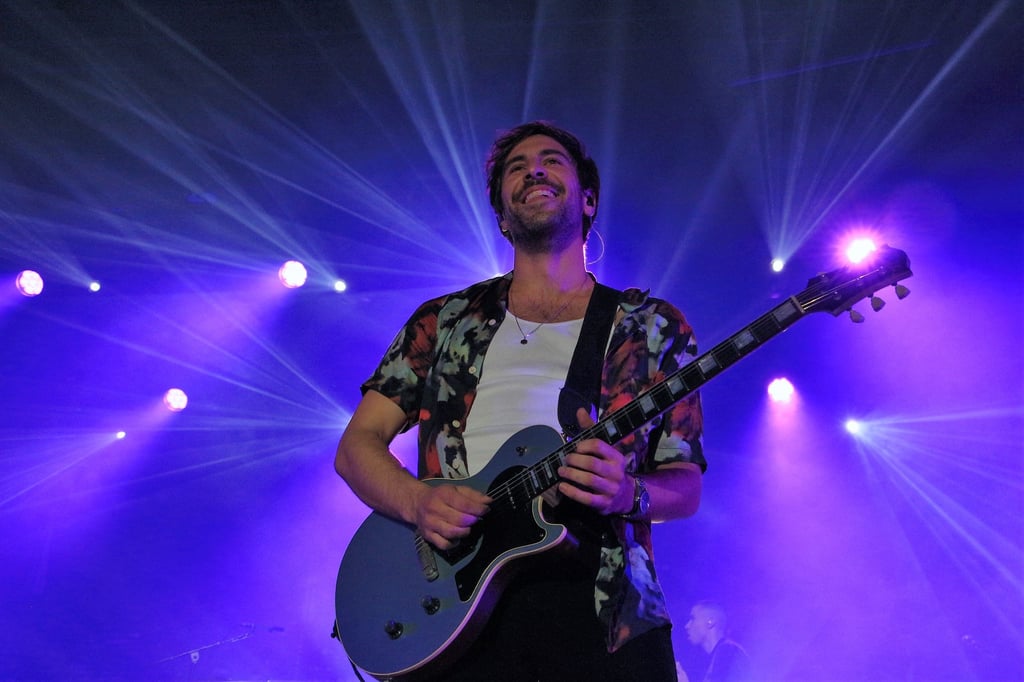 Max Giesinger begeistert auf der Bühne in Bielefeld