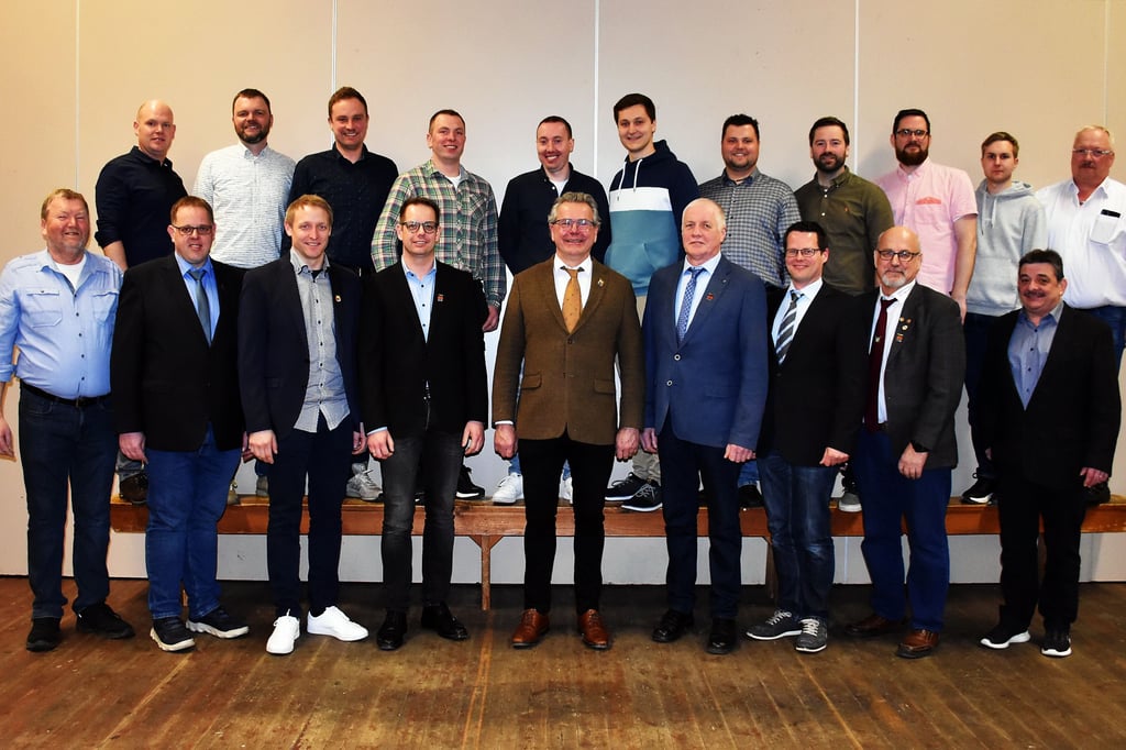 Michael Nolte führt als Oberst-Adjutant weiter die Bad Wünnenberger ...