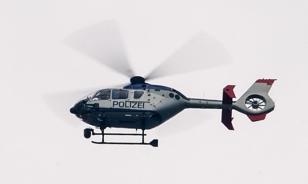 Polizei Gütersloh fahndet mit Hubschrauber nach Einbrecher