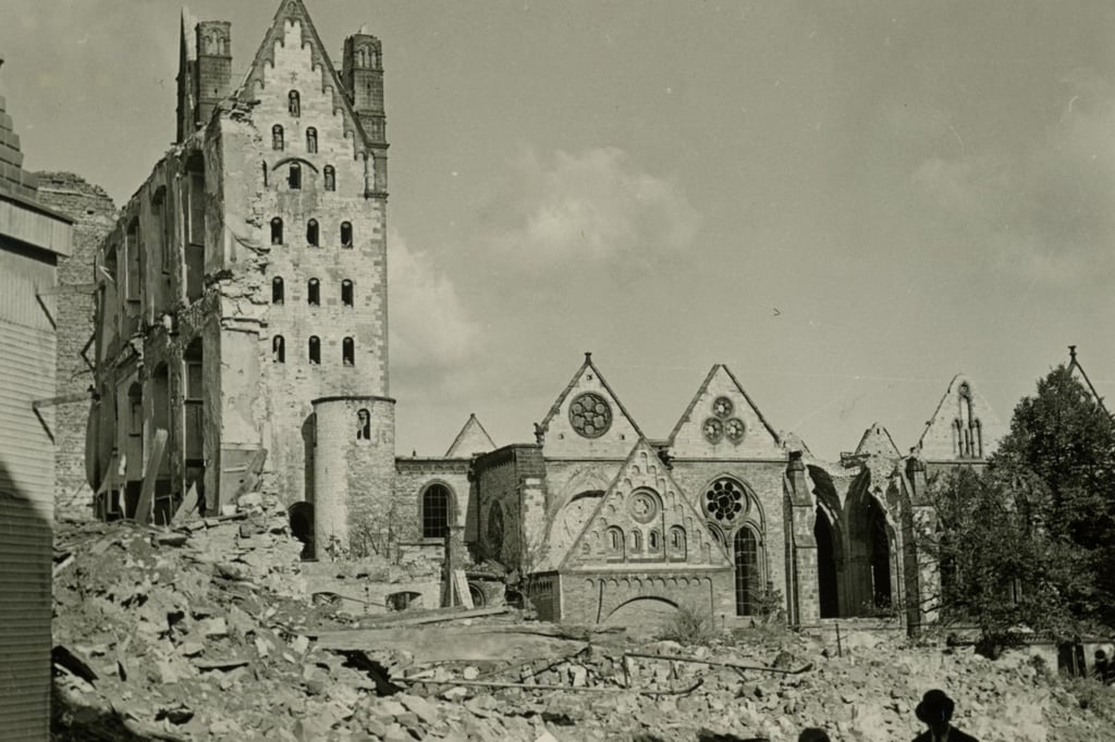 Paderborn: Zeitzeugen erinnern sich an Bombenangriff am 27. März 1945