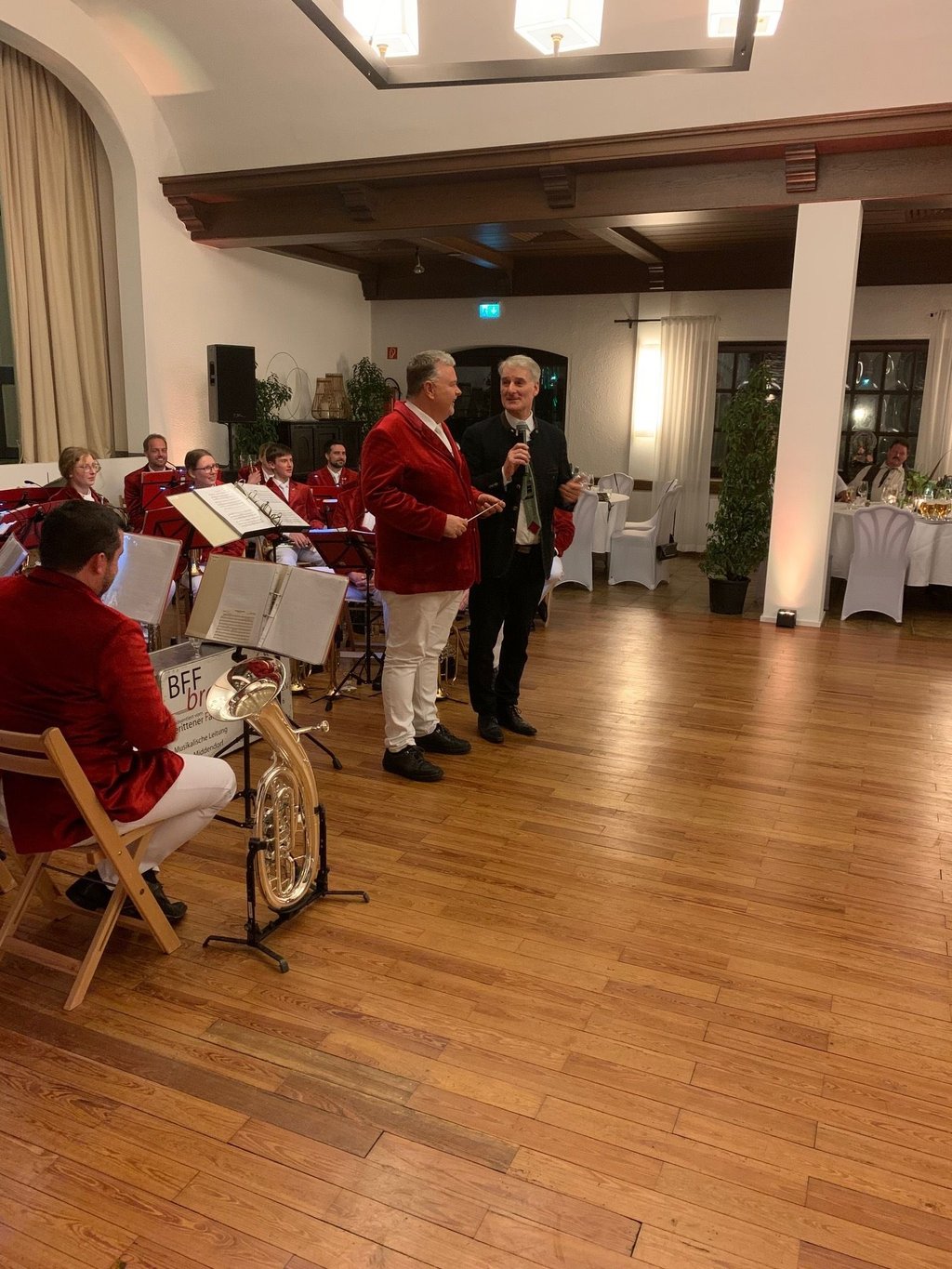 Stemwede: grenzübergreifender Jägerball