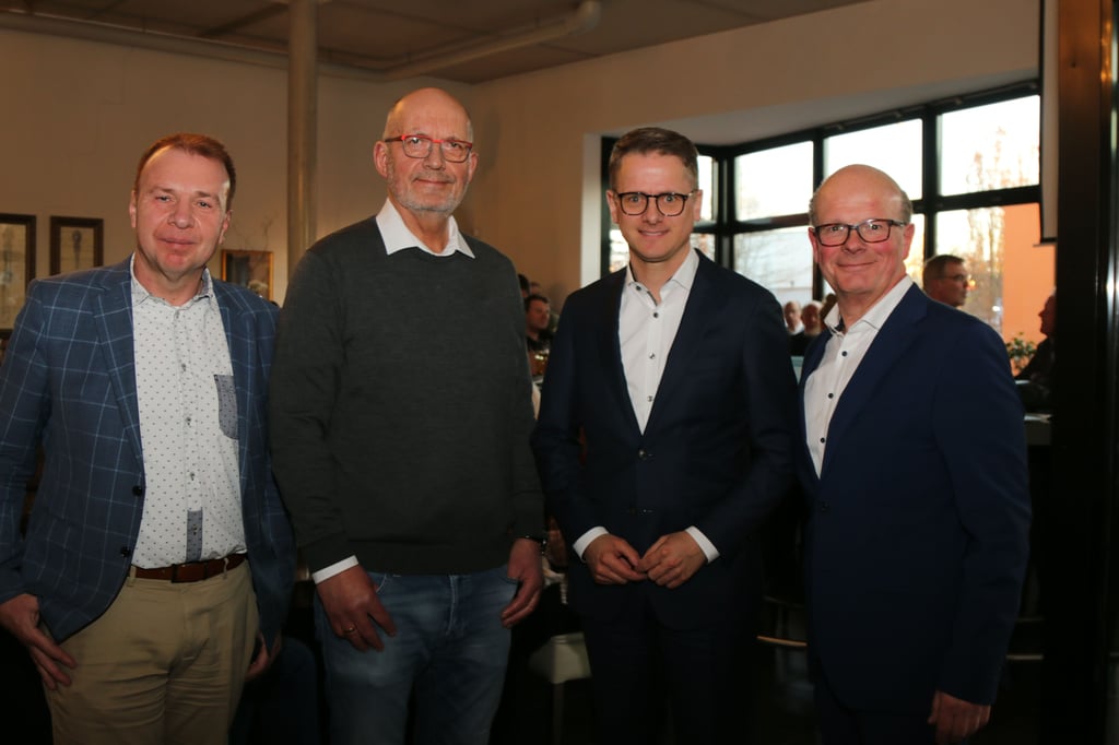 Linnemann stellt seine Thesen für eine bessere Politik in Bad ...