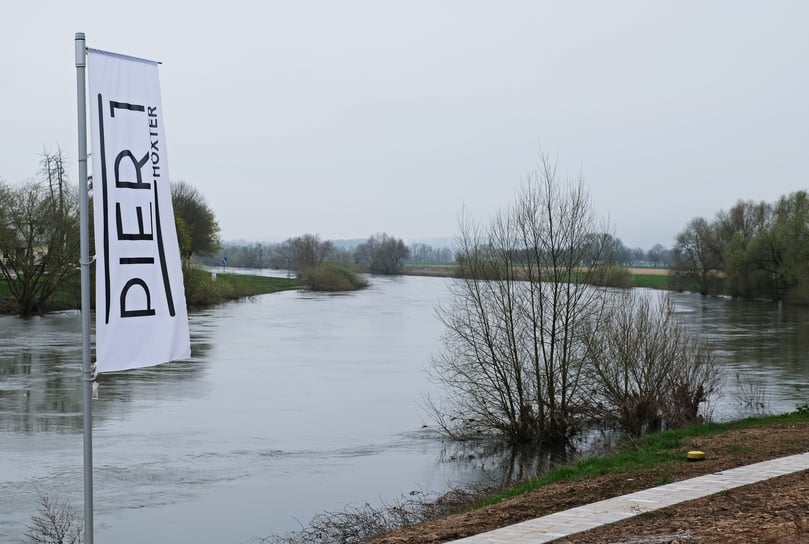 Neues Ausflugslokal „Pier 1 Höxter“ an der Weser geöffnet