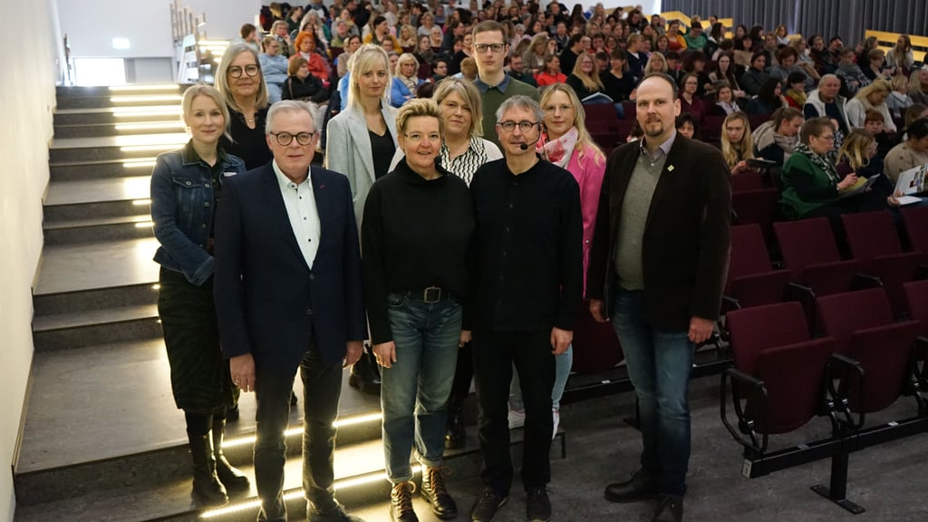 Kinder im medialen Zeitalter: Fachtagung in Brakel