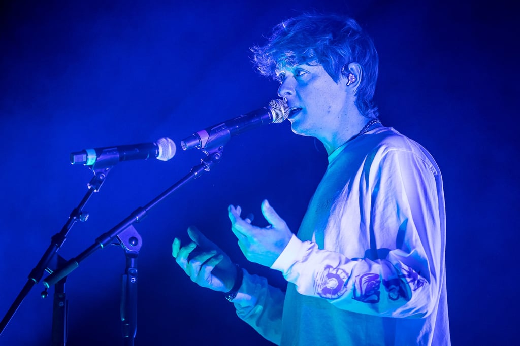 Schmyt begeistert 2750 Fans im Bielefelder Lokschuppen