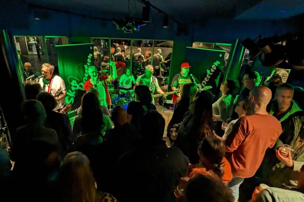 3500 Leute grooven durch die Nacht