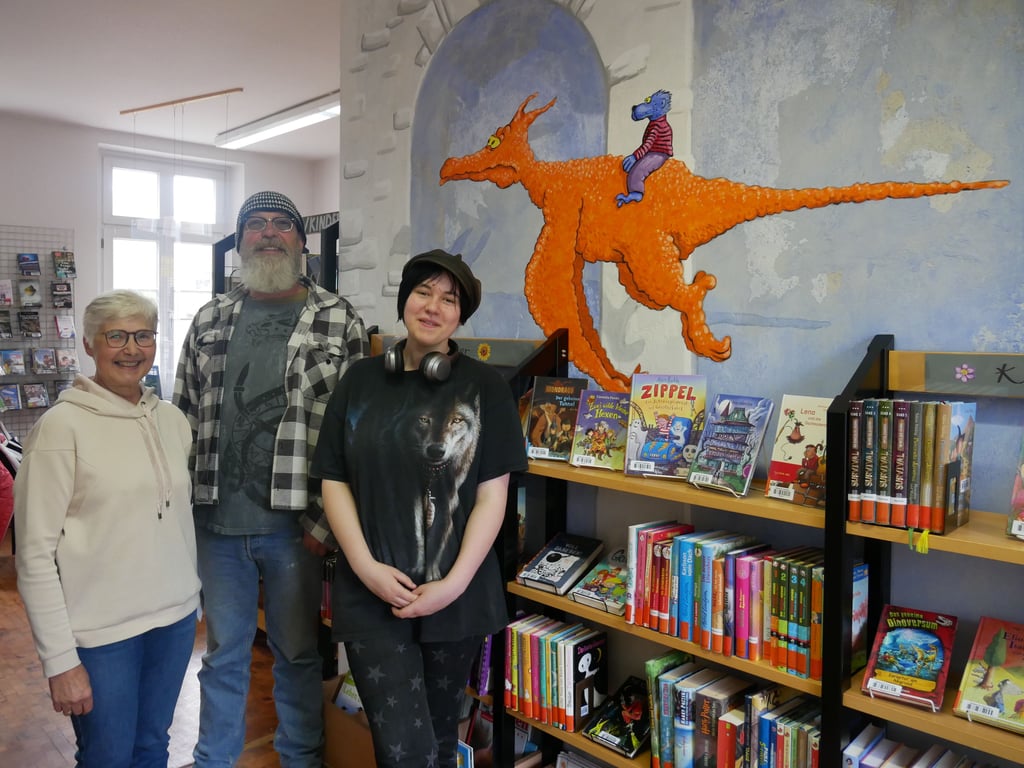 Auf Dinorücken durch die Leseecke