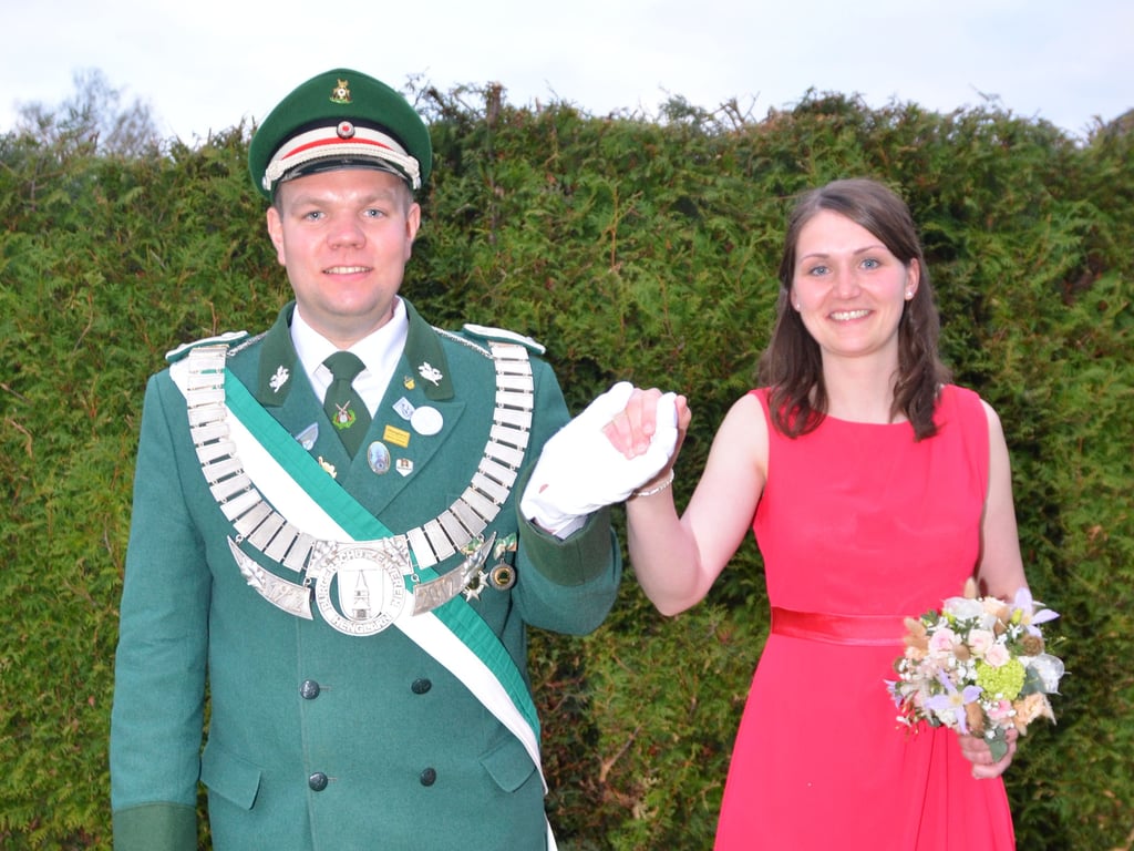 Tobias Simon ist neuer Schützenkönig in Lichtenau-Henglarn