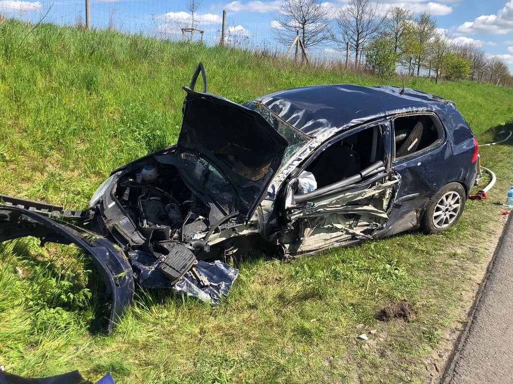 39-jähriger Steinfurter stirbt bei Unfall auf der B54