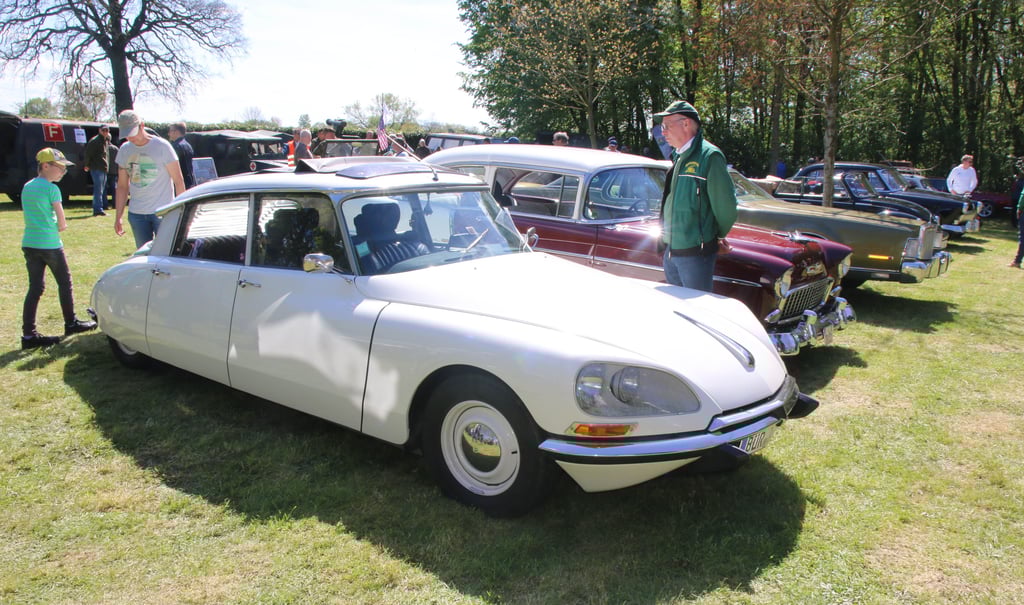 Siebtes Oldtimertreffen der Kameradschaft ehemaliger Soldaten in ...