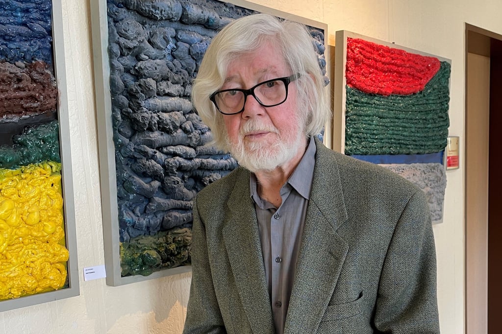 Künstler Joseph "Job" Schräder zeigt seine Werke im Rathaus Werther