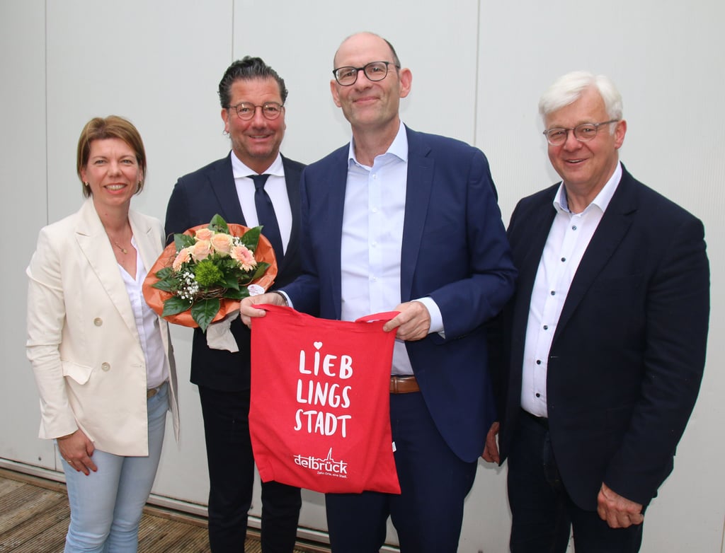 Demag dankt Olaf Kiefer für ehrenamtliches Engagement in Delbrück