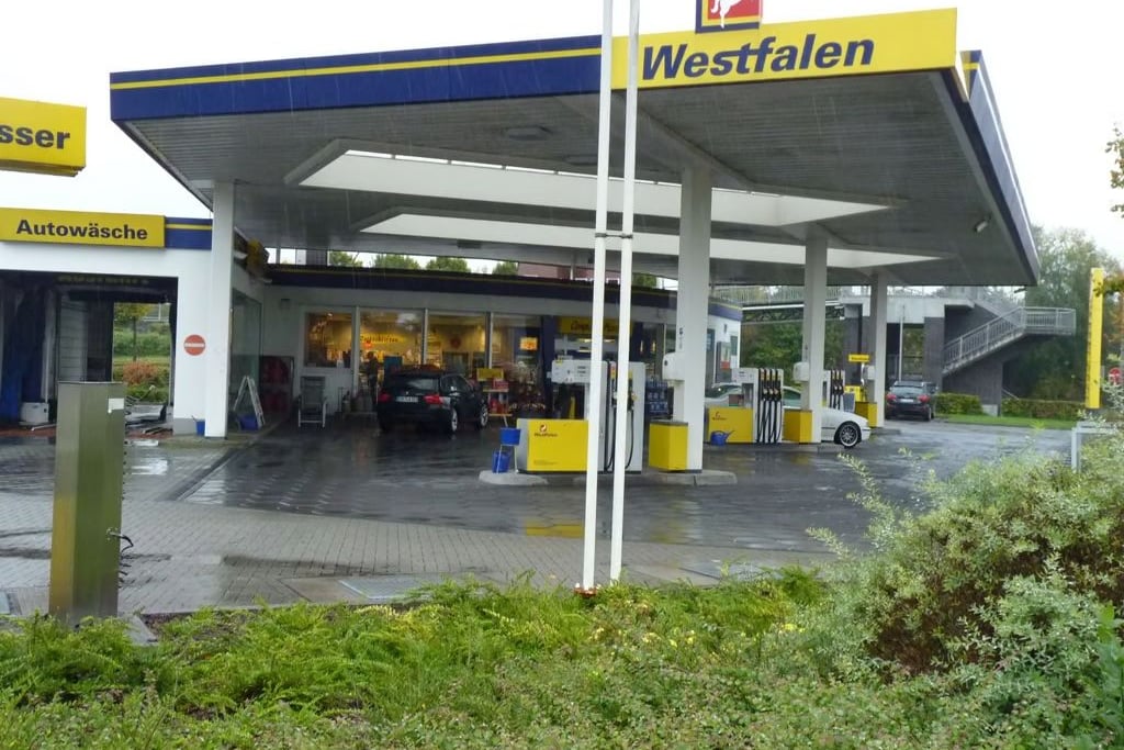 Nach zehn Überfällen auf Tankstellen: Mutmaßlicher Serientäter vor Gericht