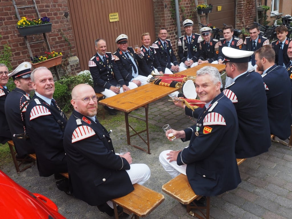 Fotostrecke: Glanzvolles Schützenfest in Erkeln