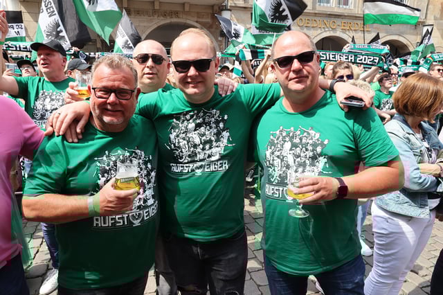 Preußen Münster feiert Aufstieg in der Innenstadt